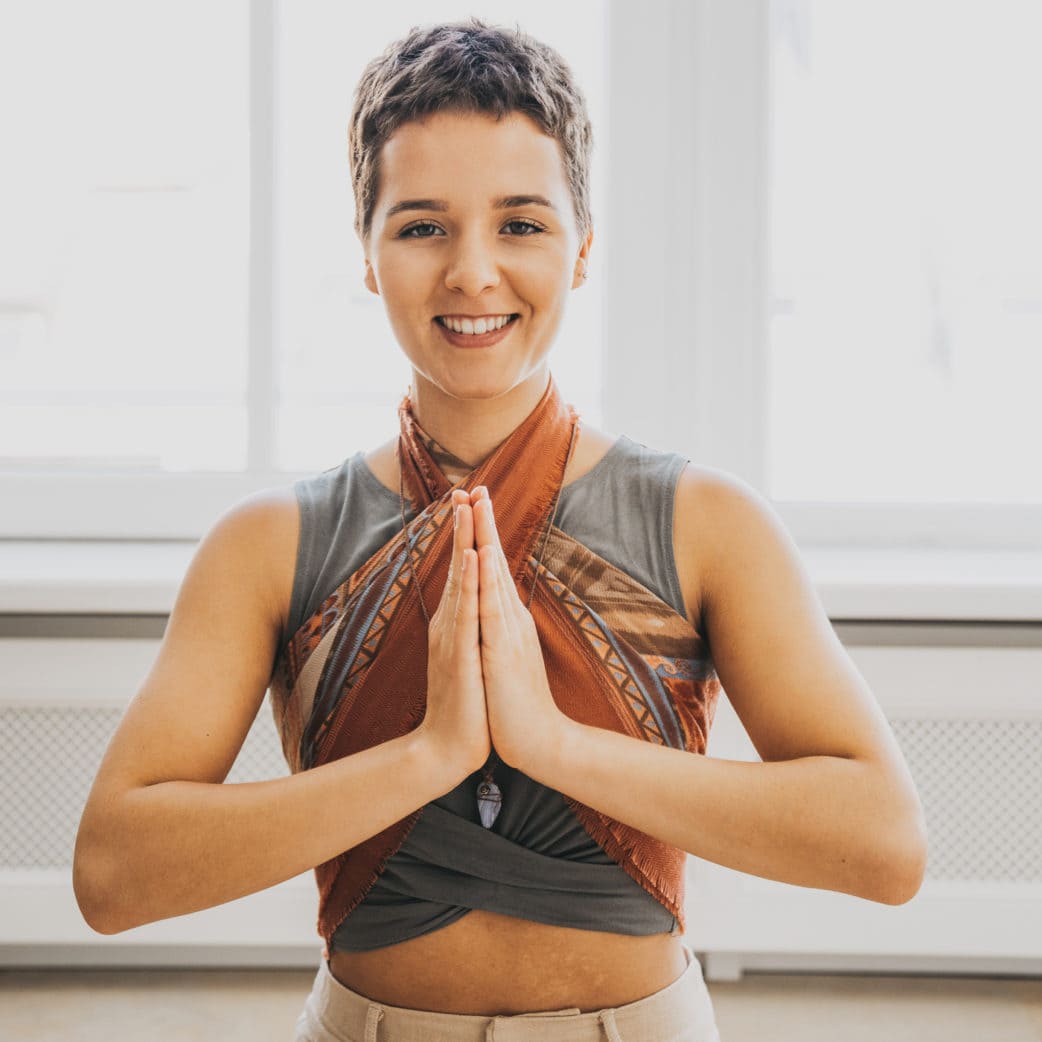 Aliveyoga-Gründerin Victoria Dias Santos im Interview // HIMBEER