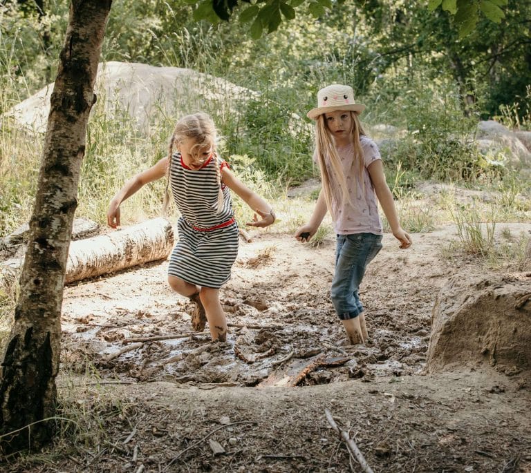 Naturerfahrungen für Kinder: Wilde Welt Moorwiese // HIMBEER